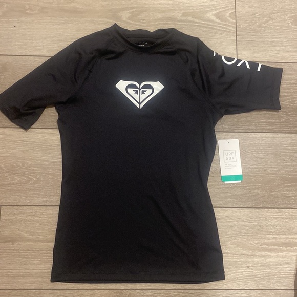 Roxy | Swim | New Roxy Rash Guard Size Medium 8 | Poshmark